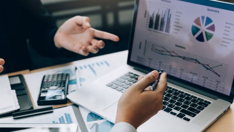 Multi-Step vs. Single-Step Income Statement: Key Differences, Format ...